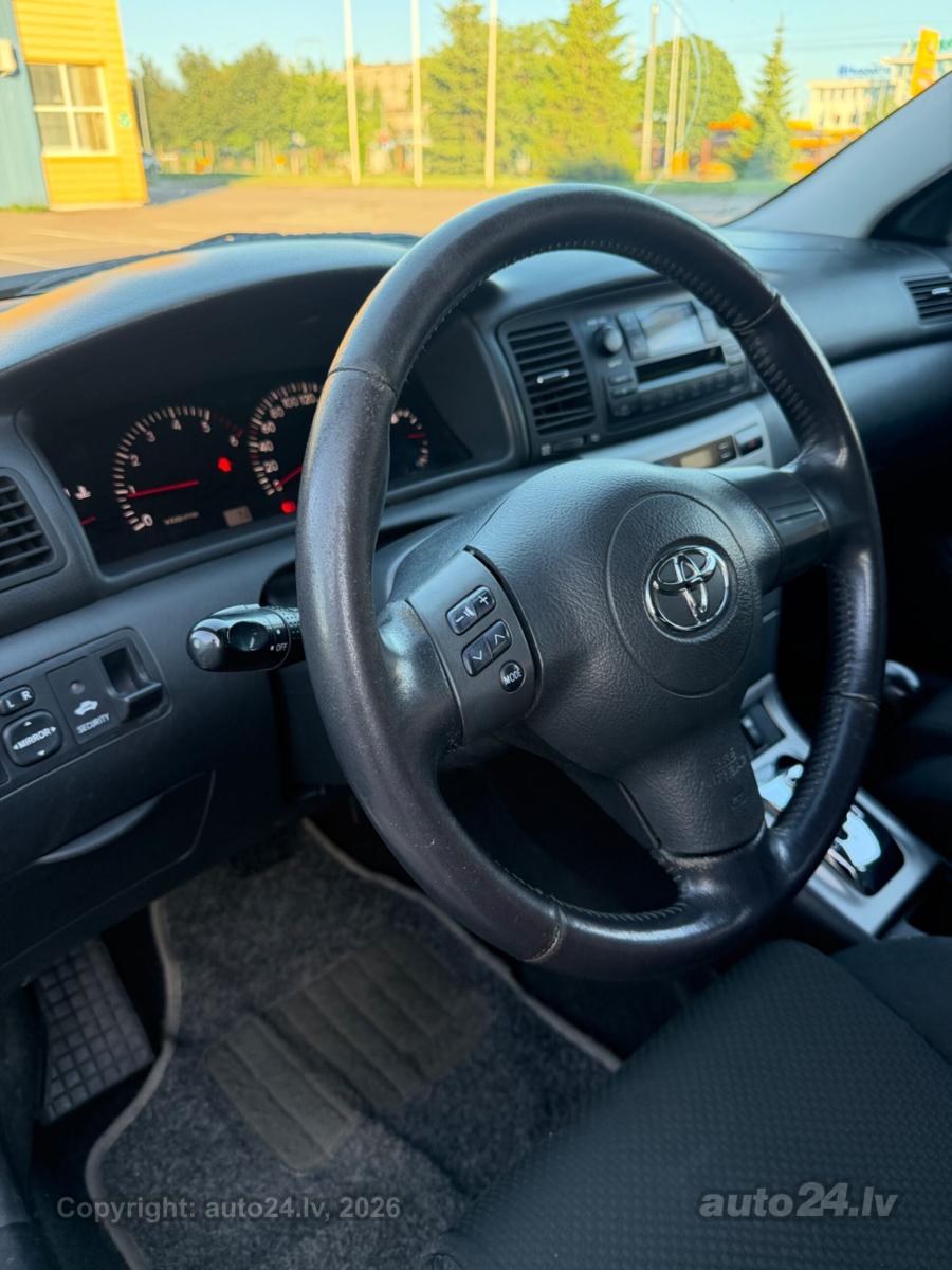 Pelēks Toyota Corolla 2005 Tallina, ar dzinēja tilpumu 1.40 L un nobraukumu 244 tūkst. km par 1699 €, foto 7 vietnē AUTOMOTO.COM.LV