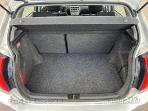 Pelēks Toyota Corolla 2005 Mardu, ar dzinēja tilpumu 1.60 L un nobraukumu 184 tūkst. km par 4800 €, foto 15 vietnē AUTOMOTO.COM.LV