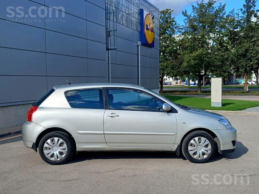 Pelēks Toyota Corolla 2005 Rīga, ar dzinēja tilpumu 1.60 L un nobraukumu 0 tūkst. km par 1990 €, foto 3 vietnē AUTOMOTO.COM.LV