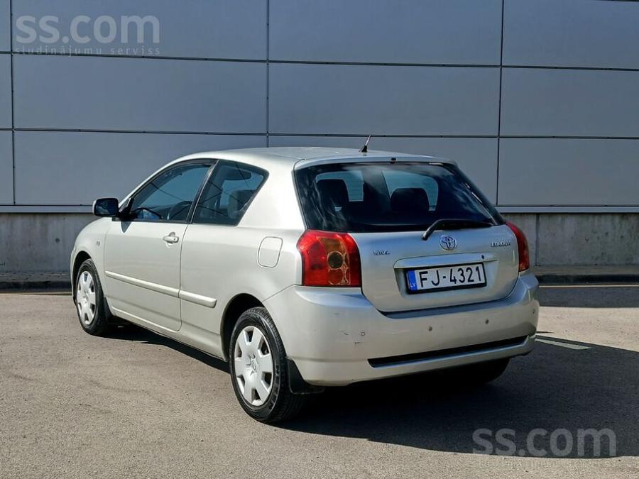 Pelēks Toyota Corolla 2005 Rīga, ar dzinēja tilpumu 1.60 L un nobraukumu 0 tūkst. km par 1990 €, foto 6 vietnē AUTOMOTO.COM.LV