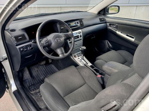 Grey Toyota Corolla 2005 in Riga, with an engine capacity of 1.60 L and mileage of 0 thousand km for 1990 €, photo 8 on AUTOMOTO.COM.LV