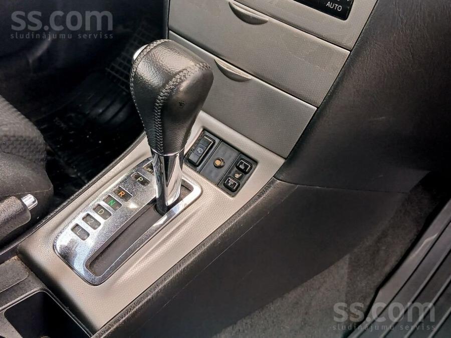 Pelēks Toyota Corolla 2005 Rīga, ar dzinēja tilpumu 1.60 L un nobraukumu 0 tūkst. km par 1990 €, foto 10 vietnē AUTOMOTO.COM.LV