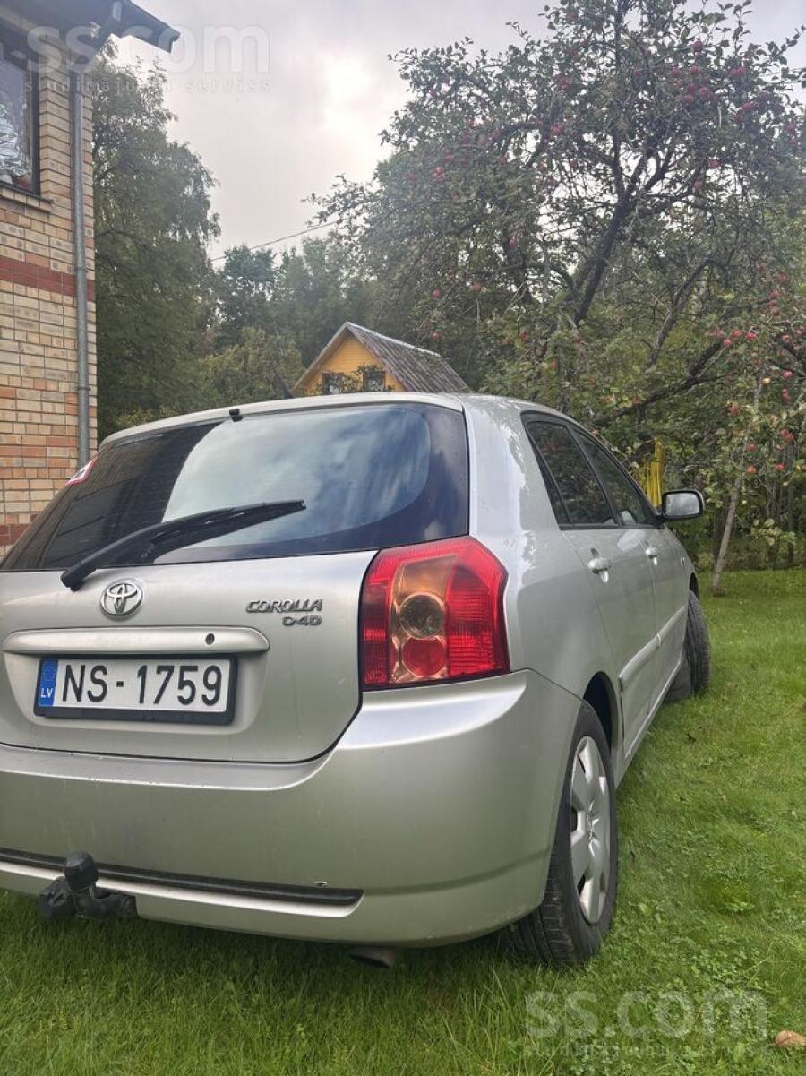 Pelēks Toyota Corolla 2005 Rīga, ar dzinēja tilpumu 1.40 L un nobraukumu 0 tūkst. km par 1700 €, foto 4 vietnē AUTOMOTO.COM.LV