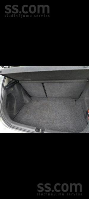 Pelēks Toyota Corolla 2005 Rīga, ar dzinēja tilpumu 2.00 L un nobraukumu 237 tūkst. km par 2350 €, foto 11 vietnē AUTOMOTO.COM.LV