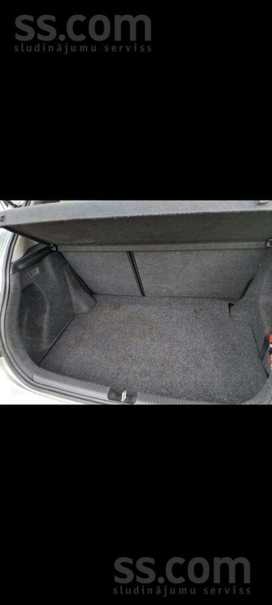 Pelēks Toyota Corolla 2005 Rīga, ar dzinēja tilpumu 2.00 L un nobraukumu 237 tūkst. km par 2350 €, foto 11 vietnē AUTOMOTO.COM.LV