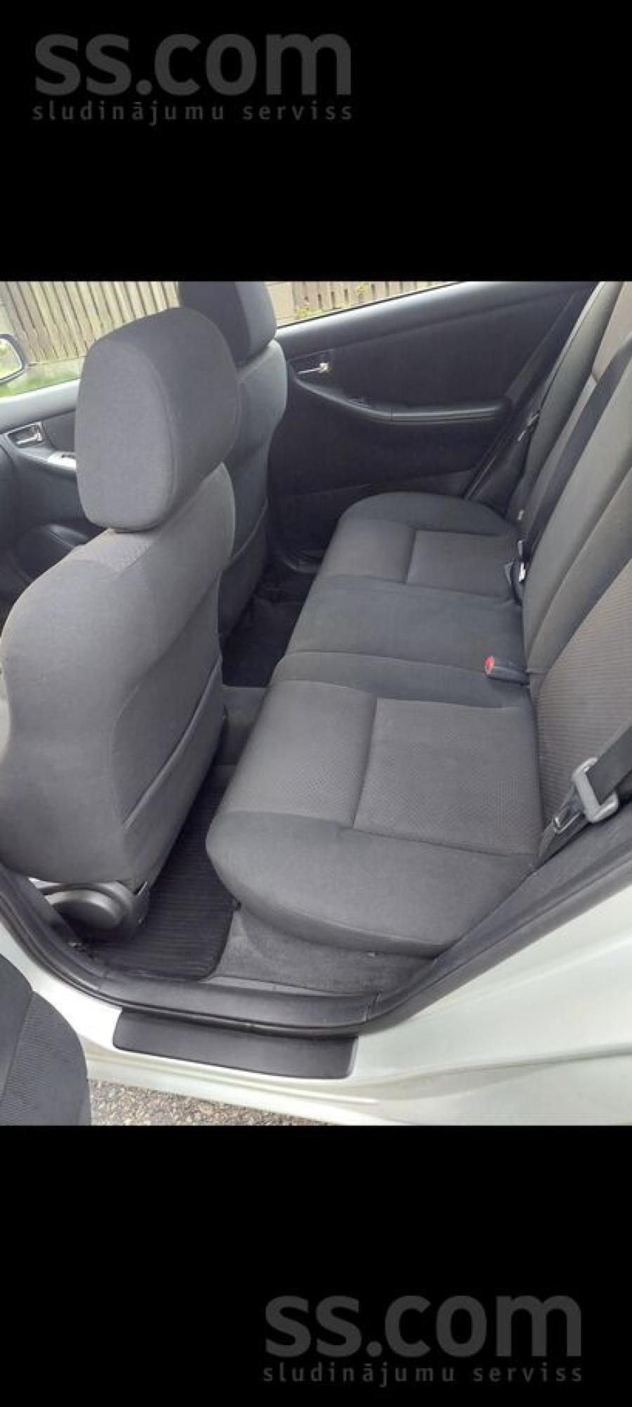 Pelēks Toyota Corolla 2005 Rīga, ar dzinēja tilpumu 2.00 L un nobraukumu 237 tūkst. km par 2350 €, foto 12 vietnē AUTOMOTO.COM.LV