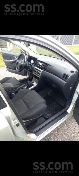 Pelēks Toyota Corolla 2005 Rīga, ar dzinēja tilpumu 2.00 L un nobraukumu 237 tūkst. km par 2350 €, foto 15 vietnē AUTOMOTO.COM.LV
