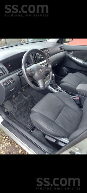 Pelēks Toyota Corolla 2005 Rīga, ar dzinēja tilpumu 2.00 L un nobraukumu 237 tūkst. km par 2350 €, foto 16 vietnē AUTOMOTO.COM.LV