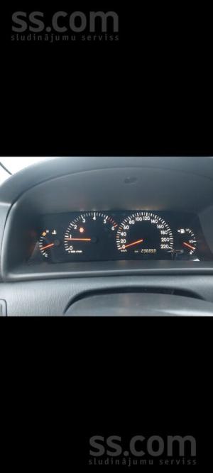Pelēks Toyota Corolla 2005 Rīga, ar dzinēja tilpumu 2.00 L un nobraukumu 237 tūkst. km par 2350 €, foto 19 vietnē AUTOMOTO.COM.LV