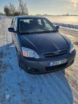 Pelēks Toyota Corolla 2006 Kauņa, ar dzinēja tilpumu 1.36 L un nobraukumu 207 tūkst. km par 2300 €, foto 5 vietnē AUTOMOTO.COM.LV