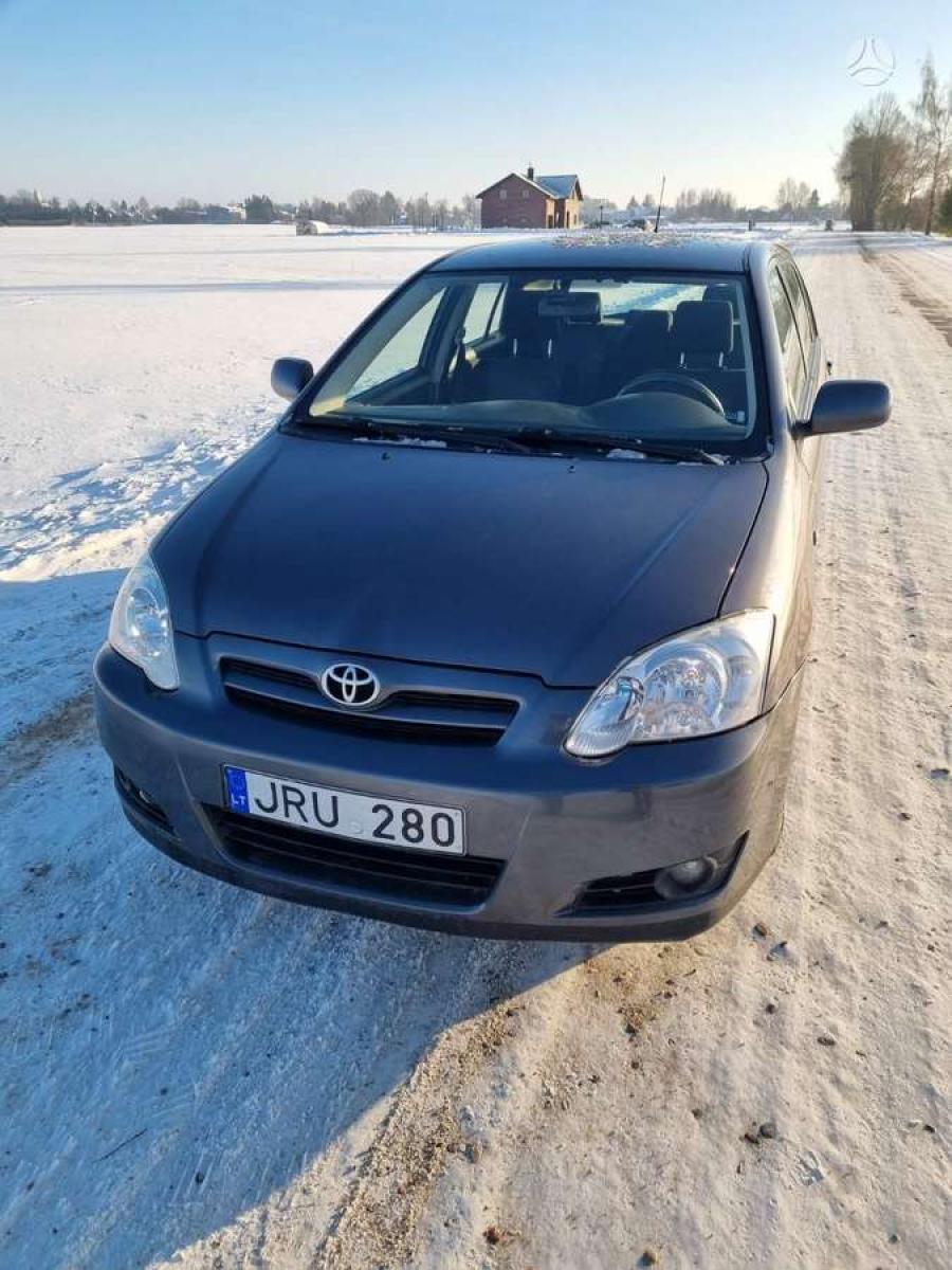 Pelēks Toyota Corolla 2006 Kauņa, ar dzinēja tilpumu 1.36 L un nobraukumu 207 tūkst. km par 2300 €, foto 7 vietnē AUTOMOTO.COM.LV