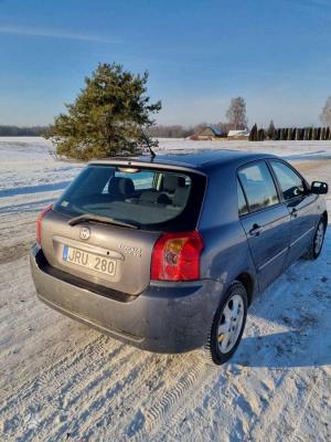 Pelēks Toyota Corolla 2006 Kauņa, ar dzinēja tilpumu 1.36 L un nobraukumu 207 tūkst. km par 2300 €, foto 9 vietnē AUTOMOTO.COM.LV