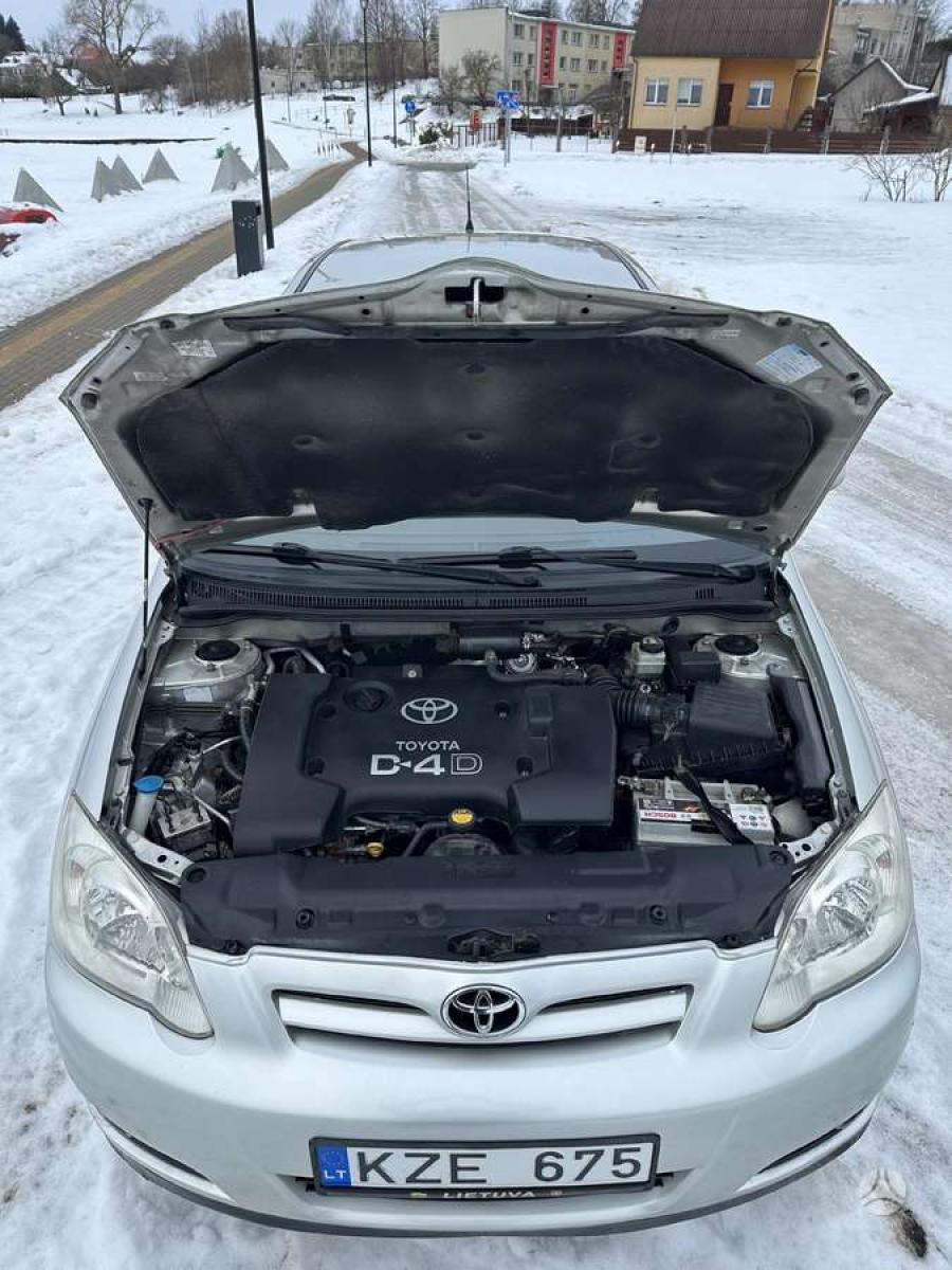 Grey Toyota Corolla 2006 in Vievis, with an engine capacity of 2.00 L and mileage of 206 thousand km for 1999 €, photo 17 on AUTOMOTO.COM.LV