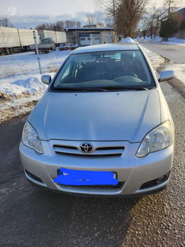 Pelēks Toyota Corolla 2006 Viļņa, ar dzinēja tilpumu 2.00 L un nobraukumu 317 tūkst. km par 2000 €, foto 2 vietnē AUTOMOTO.COM.LV