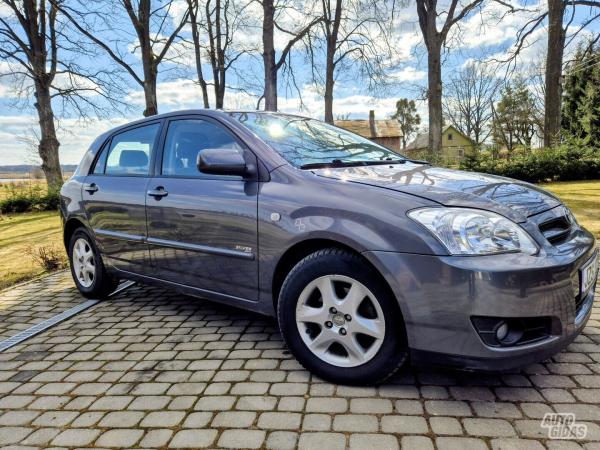 Grey Toyota Corolla 2006 in Prienai, with an engine capacity of 1.40 L and mileage of 246 thousand km for 2450 €, photo 1 on AUTOMOTO.COM.LV