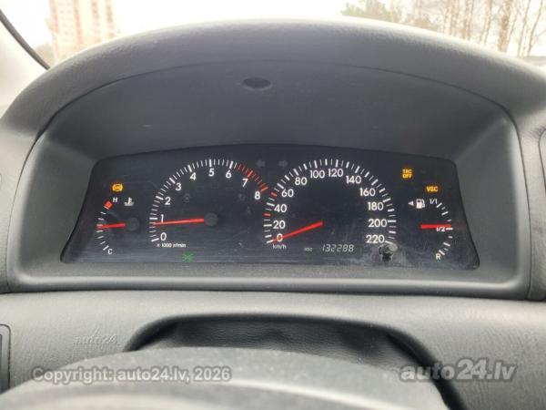 Pelēks Toyota Corolla 2006 Tallina, ar dzinēja tilpumu 1.60 L un nobraukumu 132 tūkst. km par 1699 €, foto 11 vietnē AUTOMOTO.COM.LV