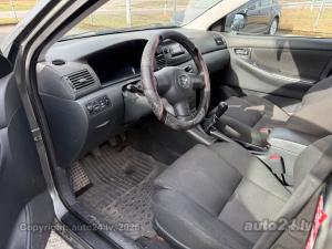 Pelēks Toyota Corolla 2006 Tallina, ar dzinēja tilpumu 1.60 L un nobraukumu 132 tūkst. km par 2490 €, foto 6 vietnē AUTOMOTO.COM.LV