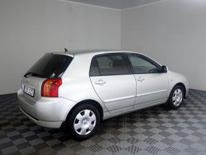 Grey Toyota Corolla 2006 in Tallinn, with an engine capacity of 1.40 L and mileage of 279 thousand km for 1899 €, photo 4 on AUTOMOTO.COM.LV