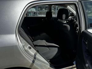 Pelēks Toyota Corolla 2006 Kauņa, ar dzinēja tilpumu 2.00 L un nobraukumu 323 tūkst. km par 1000 €, foto 11 vietnē AUTOMOTO.COM.LV