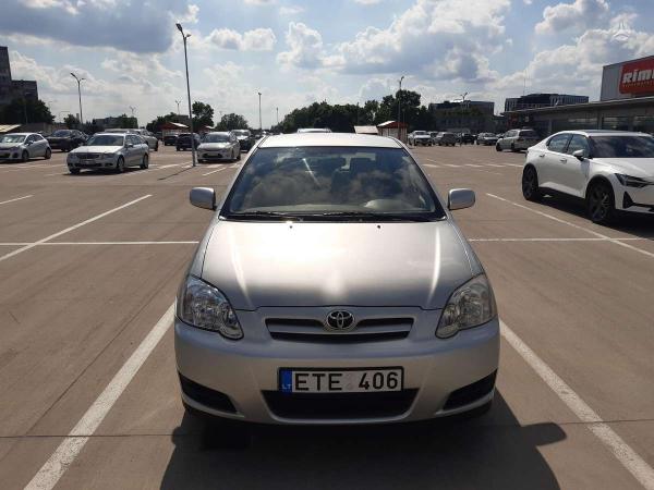 Grey Toyota Corolla 2006 in Vilnius, with an engine capacity of 1.36 L and mileage of 194 thousand km for 2450 €, photo 2 on AUTOMOTO.COM.LV