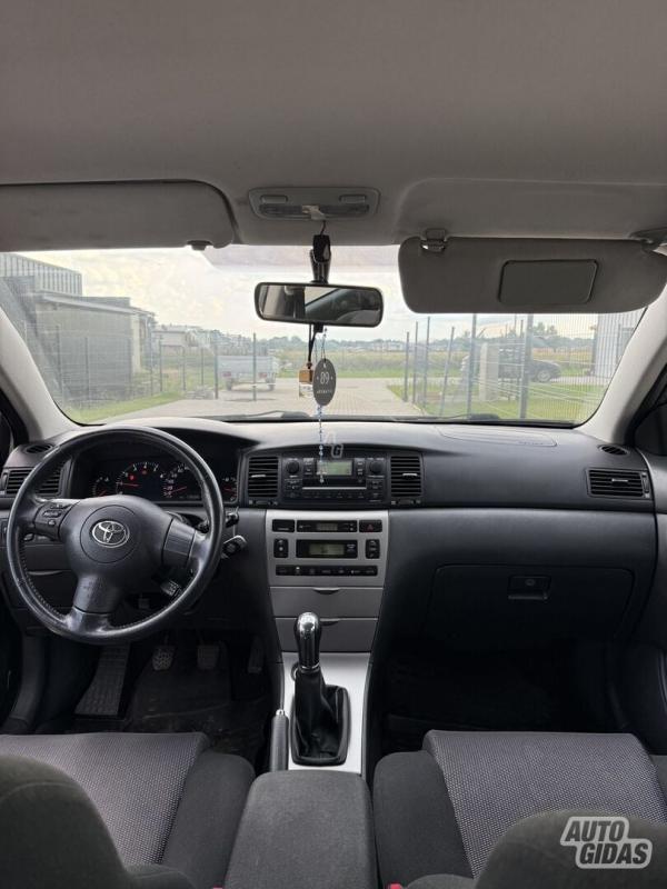 Grey Toyota Corolla 2006 in Kaunas, with an engine capacity of 2.00 L and mileage of 178 thousand km for 2000 €, photo 7 on AUTOMOTO.COM.LV