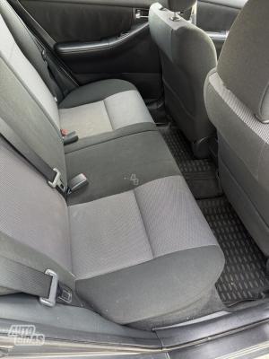 Pelēks Toyota Corolla 2006 Kauņa, ar dzinēja tilpumu 2.00 L un nobraukumu 178 tūkst. km par 2000 €, foto 10 vietnē AUTOMOTO.COM.LV