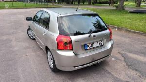 Grey Toyota Corolla 2006 in Vilnius, with an engine capacity of 2.00 L and mileage of 250 thousand km for 1900 €, photo 9 on AUTOMOTO.COM.LV