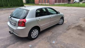 Grey Toyota Corolla 2006 in Vilnius, with an engine capacity of 2.00 L and mileage of 250 thousand km for 1900 €, photo 13 on AUTOMOTO.COM.LV