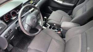 Grey Toyota Corolla 2006 in Vilnius, with an engine capacity of 2.00 L and mileage of 250 thousand km for 1900 €, photo 26 on AUTOMOTO.COM.LV