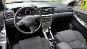Grey Toyota Corolla 2006 in Vilnius, with an engine capacity of 2.00 L and mileage of 250 thousand km for 1900 €, photo 27 on AUTOMOTO.COM.LV