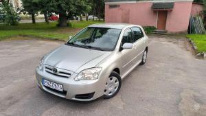 Grey Toyota Corolla 2006 in Vilnius, with an engine capacity of 1.40 L and mileage of 215 thousand km for 1700 €, photo 3 on AUTOMOTO.COM.LV