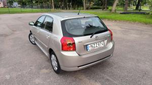 Grey Toyota Corolla 2006 in Vilnius, with an engine capacity of 1.40 L and mileage of 215 thousand km for 1700 €, photo 6 on AUTOMOTO.COM.LV
