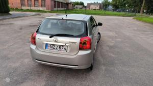 Grey Toyota Corolla 2006 in Vilnius, with an engine capacity of 1.40 L and mileage of 215 thousand km for 1700 €, photo 8 on AUTOMOTO.COM.LV