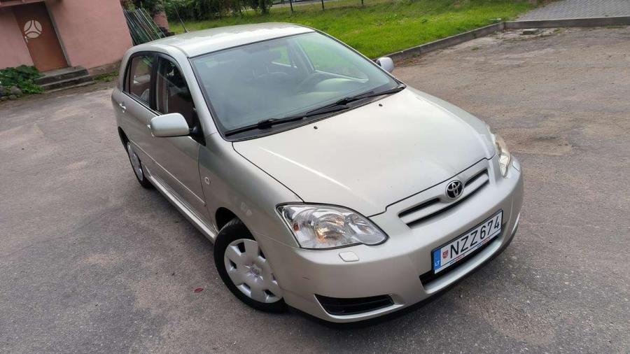 Grey Toyota Corolla 2006 in Vilnius, with an engine capacity of 1.40 L and mileage of 215 thousand km for 1700 €, photo 13 on AUTOMOTO.COM.LV