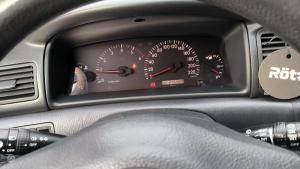Grey Toyota Corolla 2006 in Vilnius, with an engine capacity of 1.40 L and mileage of 215 thousand km for 1700 €, photo 20 on AUTOMOTO.COM.LV