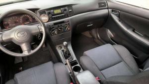 Grey Toyota Corolla 2006 in Vilnius, with an engine capacity of 1.40 L and mileage of 215 thousand km for 1700 €, photo 21 on AUTOMOTO.COM.LV