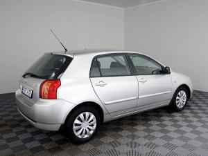 Pelēks Toyota Corolla 2006 Tallina, ar dzinēja tilpumu 1.60 L un nobraukumu 139 tūkst. km par 2599 €, foto 4 vietnē AUTOMOTO.COM.LV