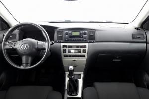 Pelēks Toyota Corolla 2006 Tallina, ar dzinēja tilpumu 1.60 L un nobraukumu 139 tūkst. km par 2599 €, foto 14 vietnē AUTOMOTO.COM.LV