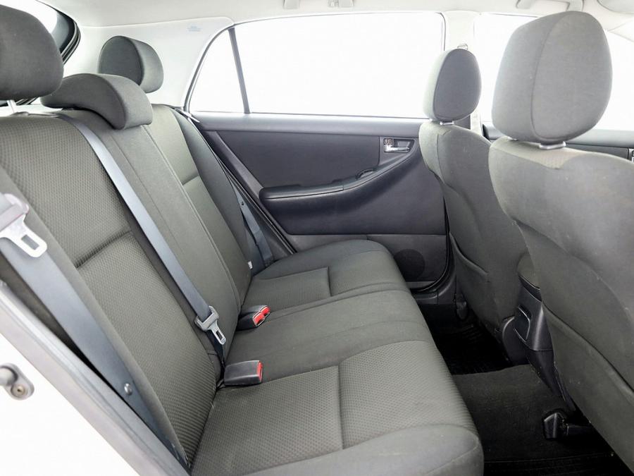 Pelēks Toyota Corolla 2006 Tallina, ar dzinēja tilpumu 1.60 L un nobraukumu 139 tūkst. km par 2599 €, foto 16 vietnē AUTOMOTO.COM.LV