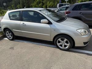 Grey Toyota Corolla 2007 in Vilnius, with an engine capacity of 1.60 L and mileage of 145 thousand km for 1900 €, photo 4 on AUTOMOTO.COM.LV
