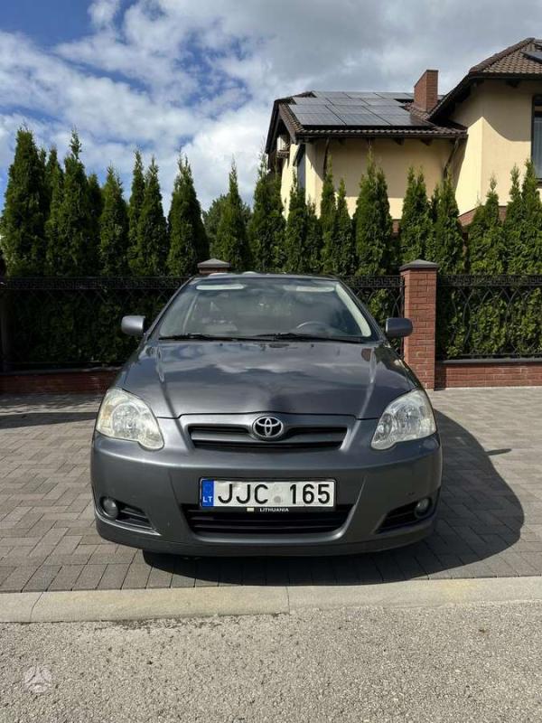 Pelēks Toyota Corolla 2007 Klaipėda, ar dzinēja tilpumu 0.00 L un nobraukumu 280 tūkst. km par 1700 €, foto 3 vietnē AUTOMOTO.COM.LV