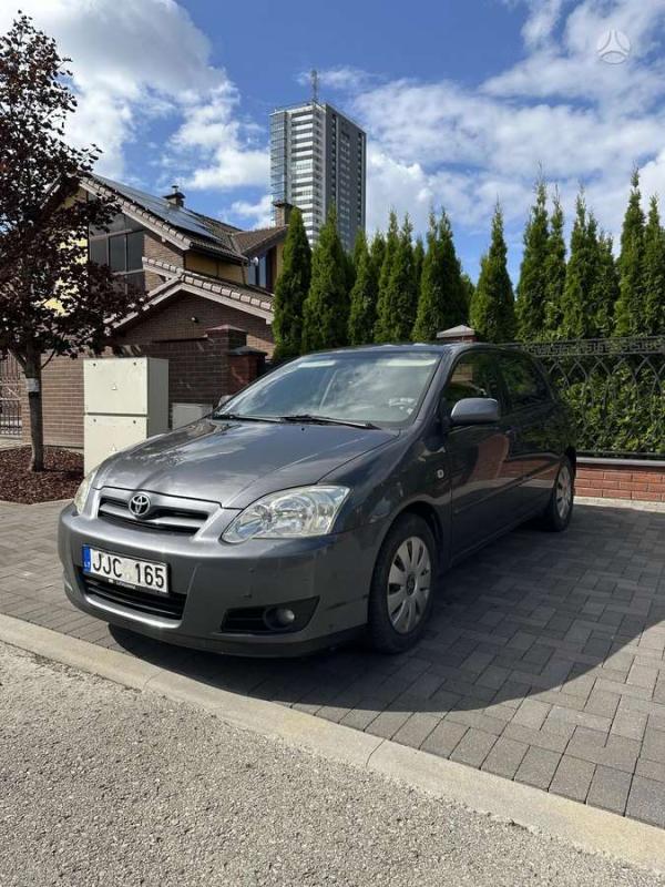 Pelēks Toyota Corolla 2007 Klaipėda, ar dzinēja tilpumu 0.00 L un nobraukumu 280 tūkst. km par 1700 €, foto 4 vietnē AUTOMOTO.COM.LV