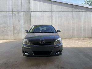 Pelēks Toyota Corolla 2007 Viļņa, ar dzinēja tilpumu 2.00 L un nobraukumu 253 tūkst. km par 2900 €, foto 3 vietnē AUTOMOTO.COM.LV