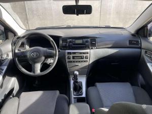 Pelēks Toyota Corolla 2007 Viļņa, ar dzinēja tilpumu 2.00 L un nobraukumu 253 tūkst. km par 2900 €, foto 7 vietnē AUTOMOTO.COM.LV