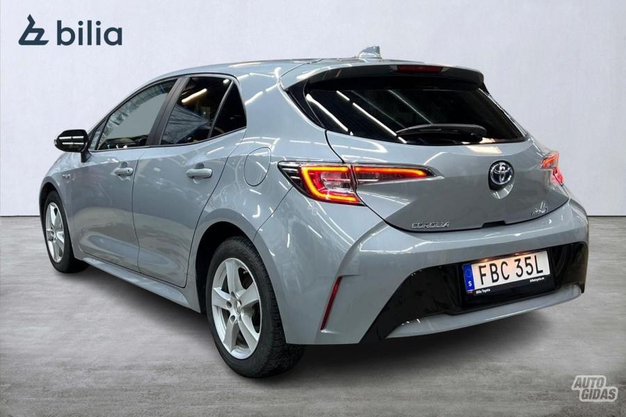 Pelēks Toyota Corolla 2019 Kauņa, ar dzinēja tilpumu 0.00 L un nobraukumu 81 tūkst. km par 22927 €, foto 2 vietnē AUTOMOTO.COM.LV