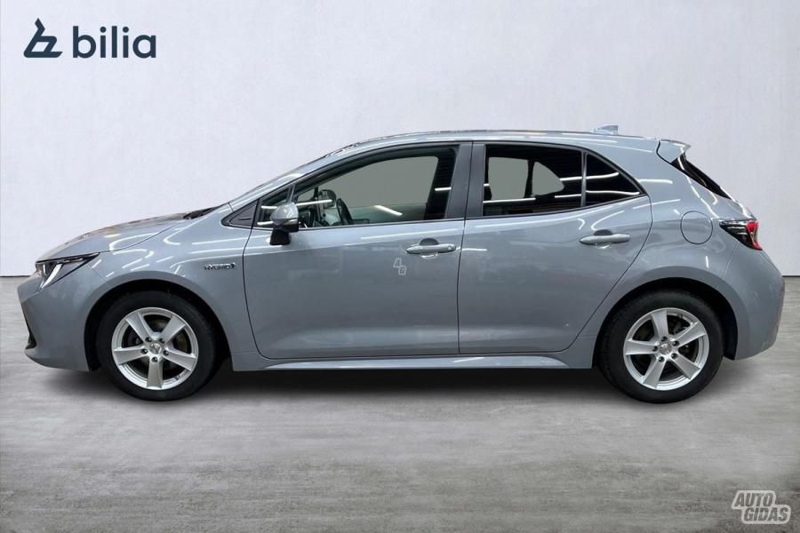 Pelēks Toyota Corolla 2019 Kauņa, ar dzinēja tilpumu 0.00 L un nobraukumu 81 tūkst. km par 22927 €, foto 3 vietnē AUTOMOTO.COM.LV