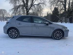Grey Toyota Corolla 2019 in Anyksciai, with an engine capacity of 1.80 L and mileage of 91 thousand km for 16099 €, photo 5 on AUTOMOTO.COM.LV