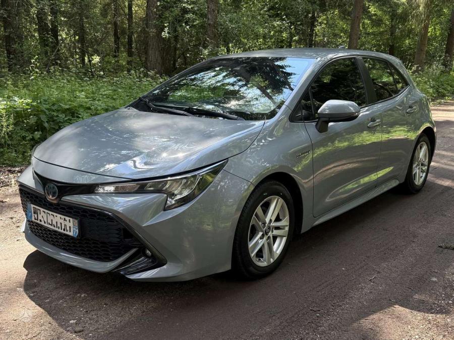 Pelēks Toyota Corolla 2019 Tauragė, ar dzinēja tilpumu 1.80 L un nobraukumu 186 tūkst. km par 12900 €, foto 1 vietnē AUTOMOTO.COM.LV