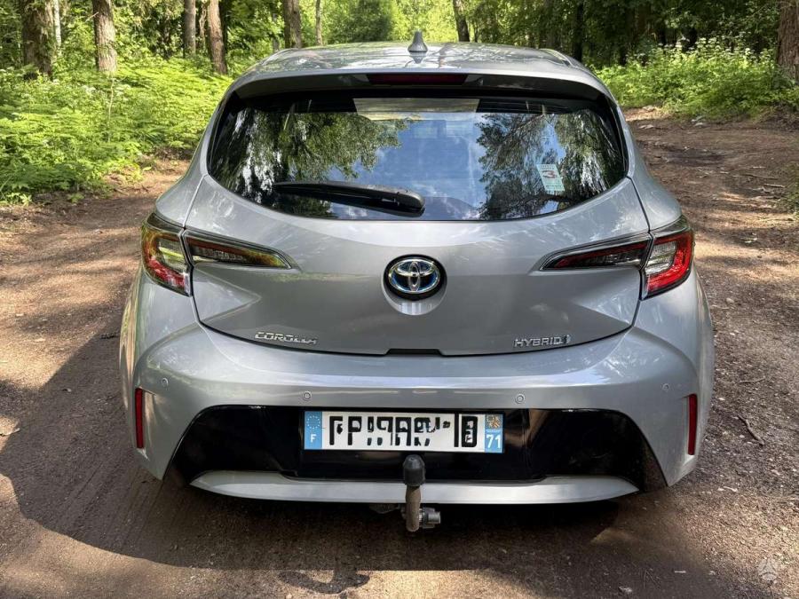 Pelēks Toyota Corolla 2019 Tauragė, ar dzinēja tilpumu 1.80 L un nobraukumu 186 tūkst. km par 12900 €, foto 9 vietnē AUTOMOTO.COM.LV