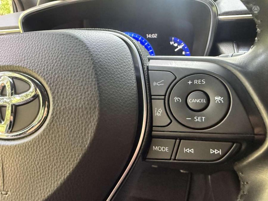 Pelēks Toyota Corolla 2019 Tauragė, ar dzinēja tilpumu 1.80 L un nobraukumu 186 tūkst. km par 12900 €, foto 17 vietnē AUTOMOTO.COM.LV